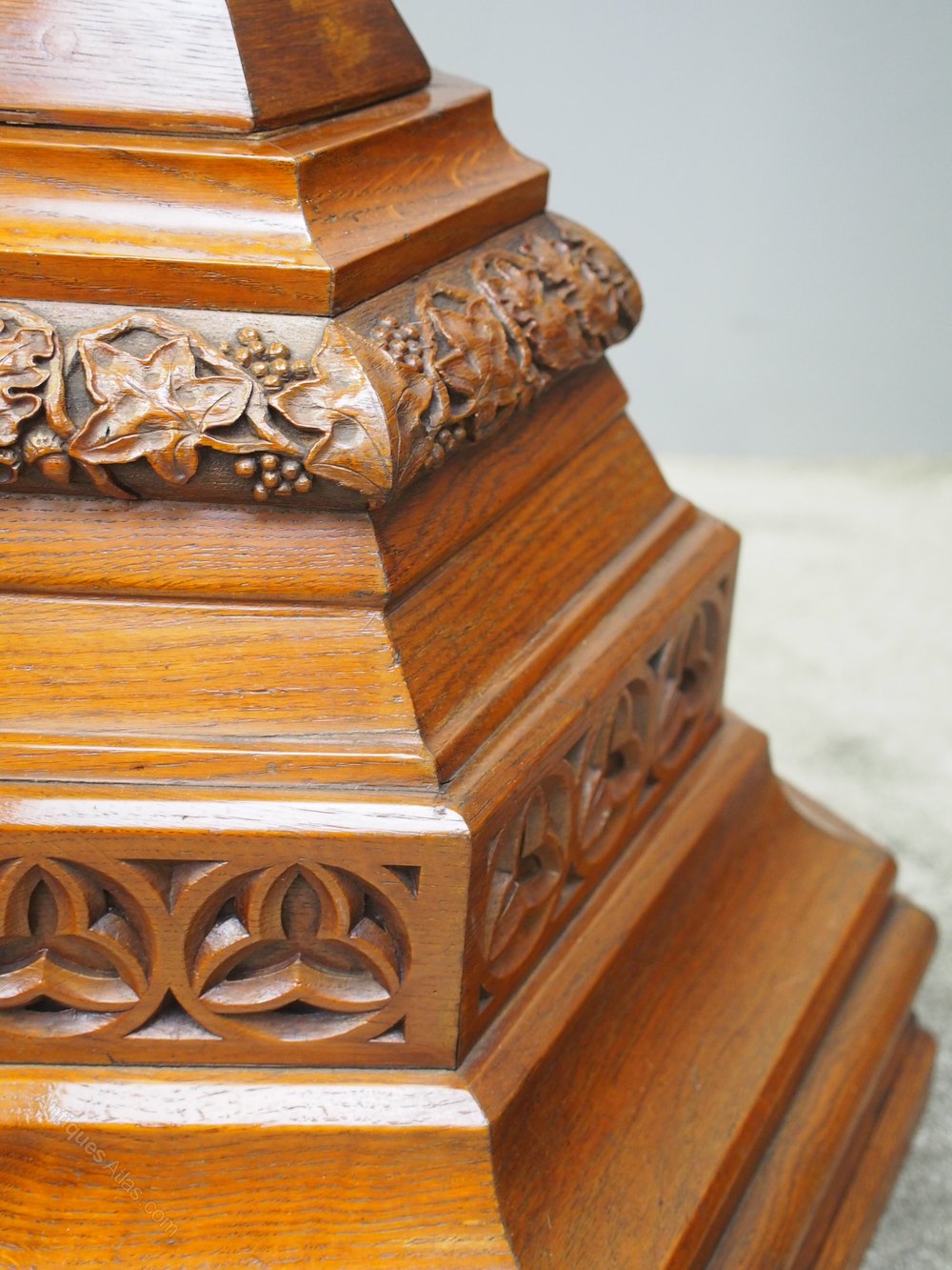 Carved Eagle Lectern - Antiques Atlas