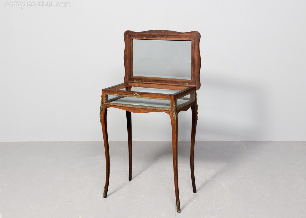 Victorian Brass-mounted Bijouterie Table as178a7567 / 35444 - Antiques ...
