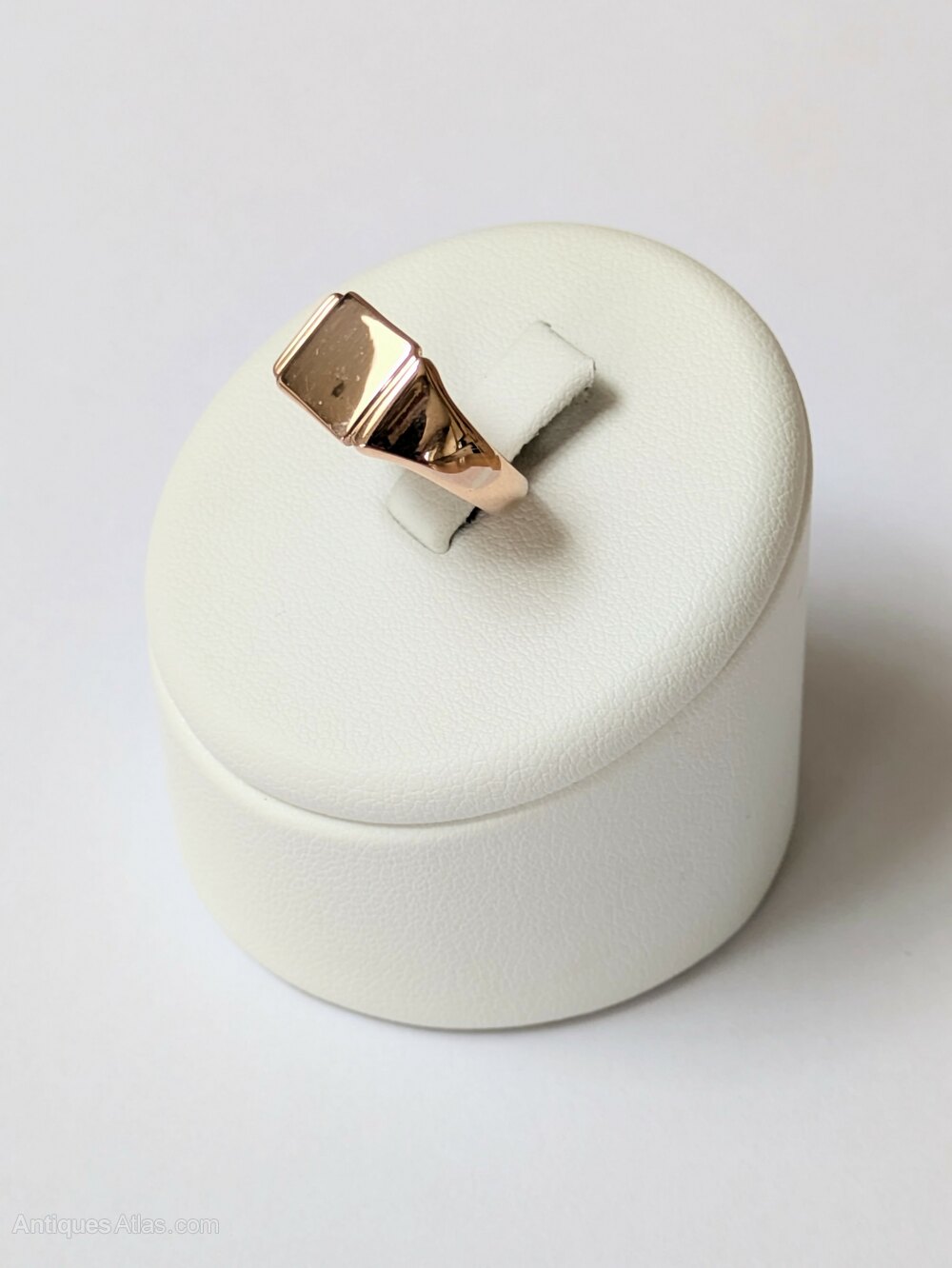 Antiques Atlas - Vintage 9ct Rose Gold Signet Ring as1172a299 / OETA/298