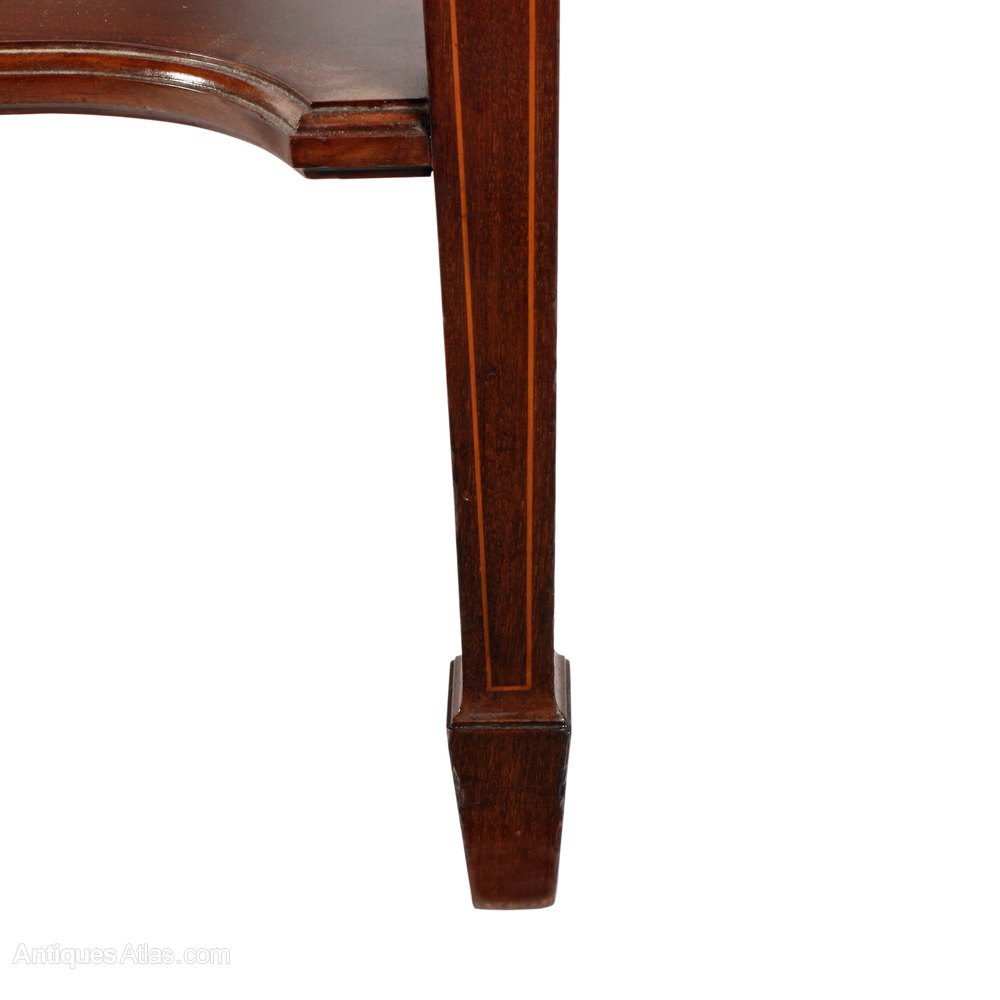 Bow Front Side Table By Gillows - Antiques Atlas