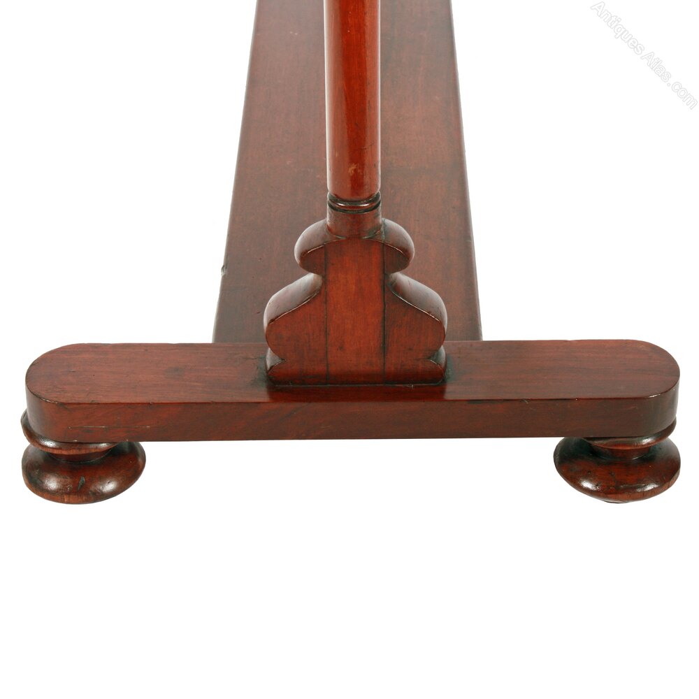 Georgian Mahogany Clothes Rail - Antiques Atlas