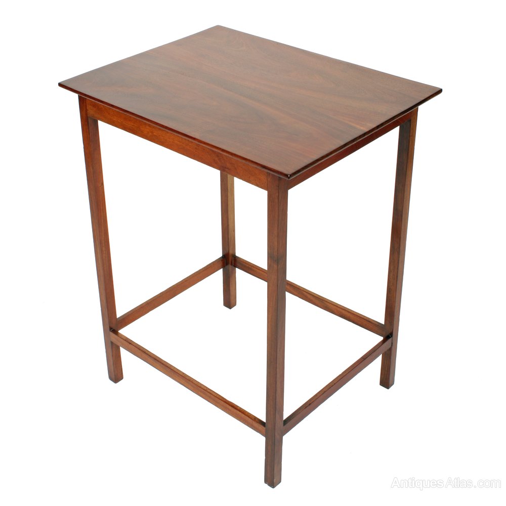 Georgian Mahogany Lamp Table - Antiques Atlas