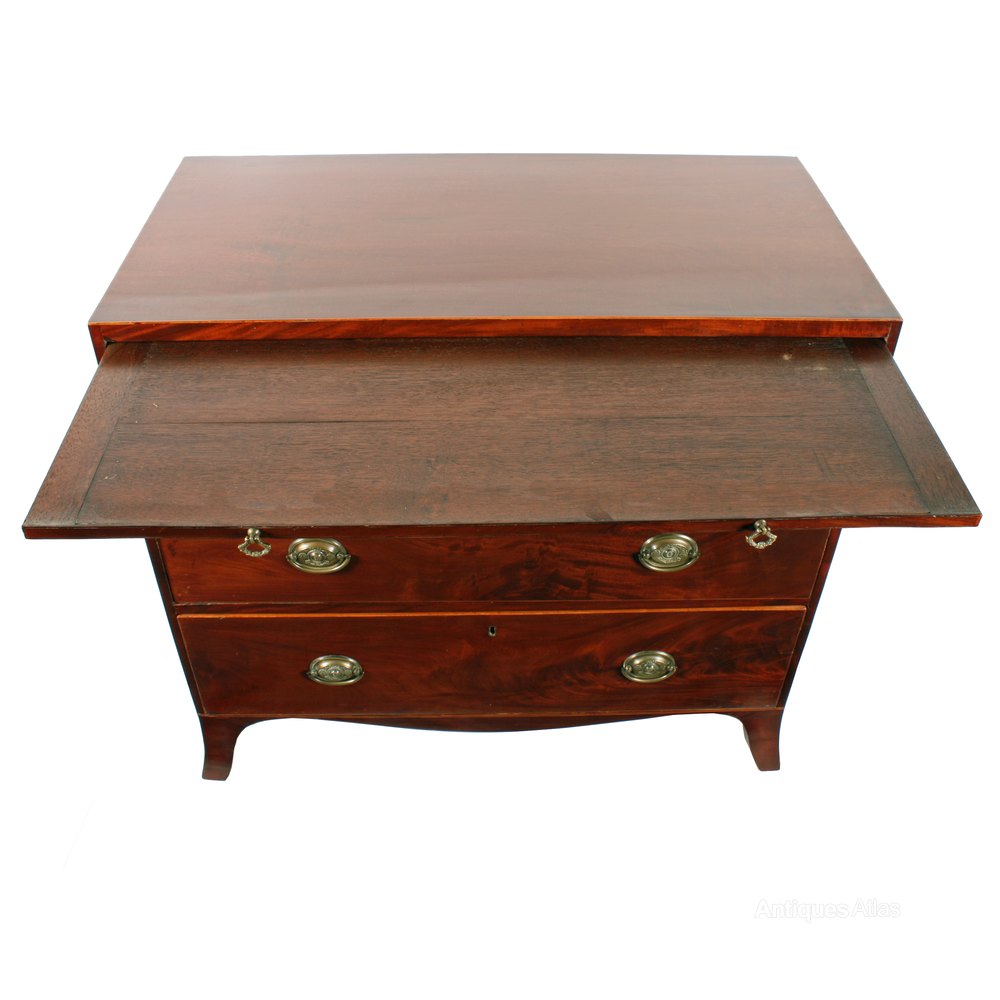 Small Georgian Sheraton Style Chest SOLD - Antiques Atlas