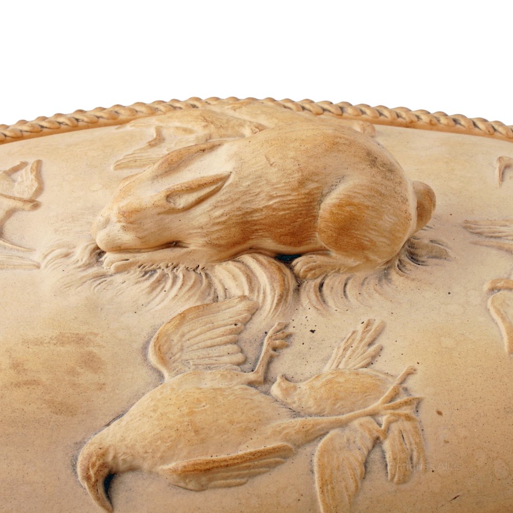 Antiques Atlas - Wedgwood Caneware Game Dish as102a5879 / 8185