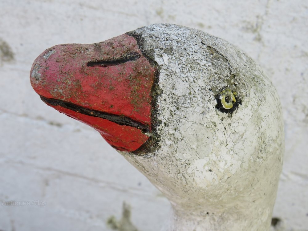 Antiques Atlas - Vintage English Weathered Stone Garden Goose