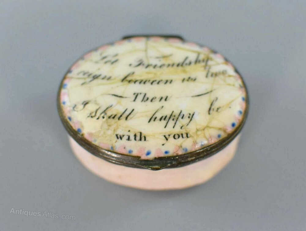 Antiques Atlas - Bilston Enamel Patch Box Friendship Message as1230a079 ...
