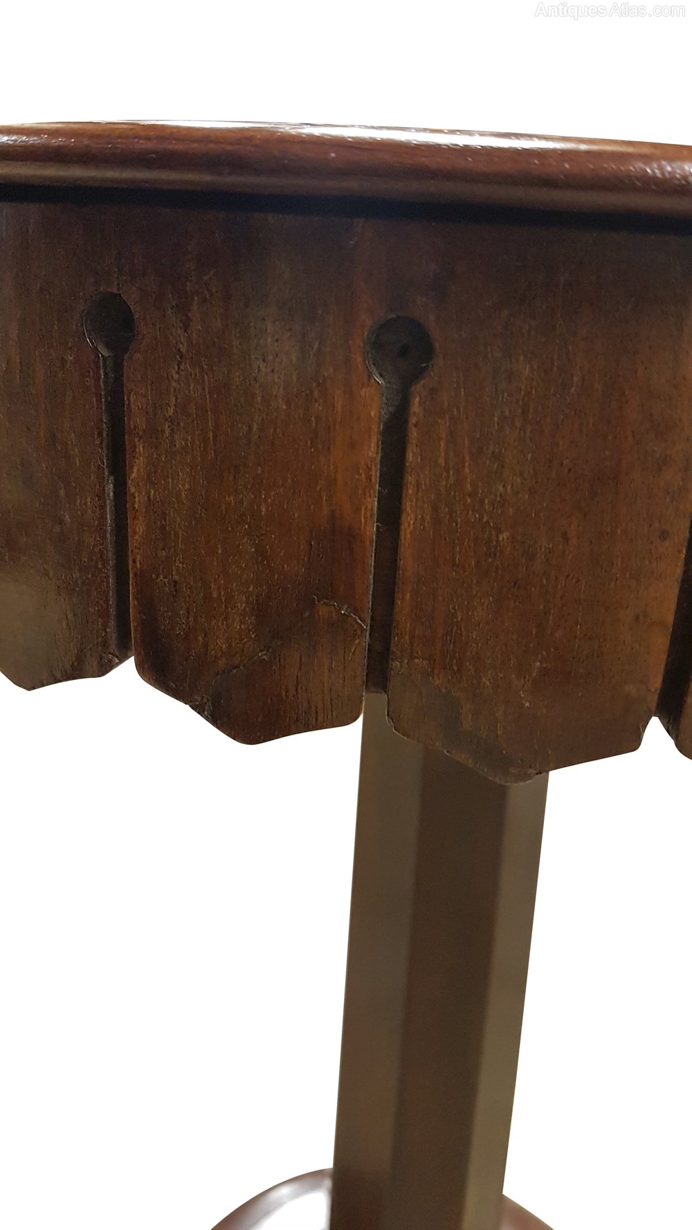 Mid Victorian Rise And Fall Table as649a491 - Antiques Atlas