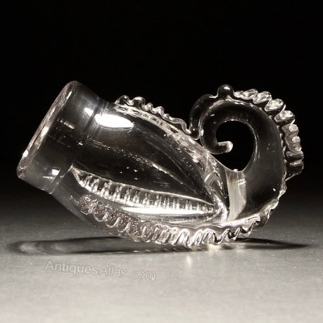 Antiques Atlas - 18th Century Snuff Mull Glass Flask C1760