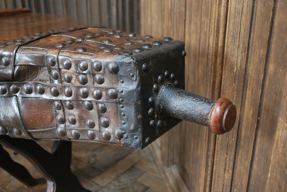 Antique French Bellows Coffee Table - Antiques Atlas