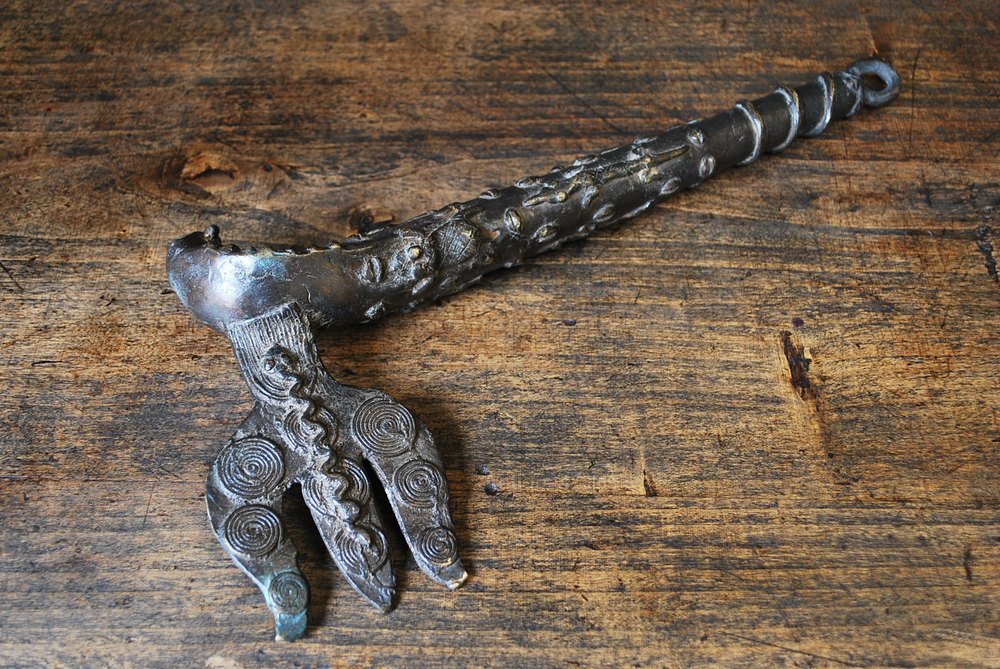 Antiques Atlas - Asian Ceremonial Bronze Club