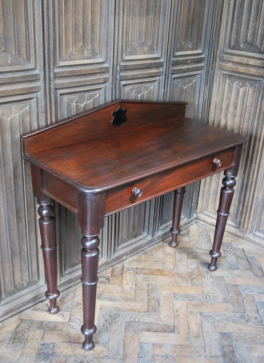 Mahogany Console Hall Table - Antiques Atlas