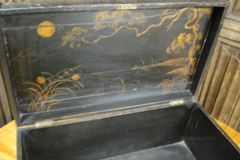 Antiques Atlas - Regency Chinoiserie Japanned Box