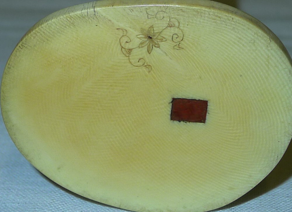 Antiques Atlas - 19th Century Japanese Ivory Musician