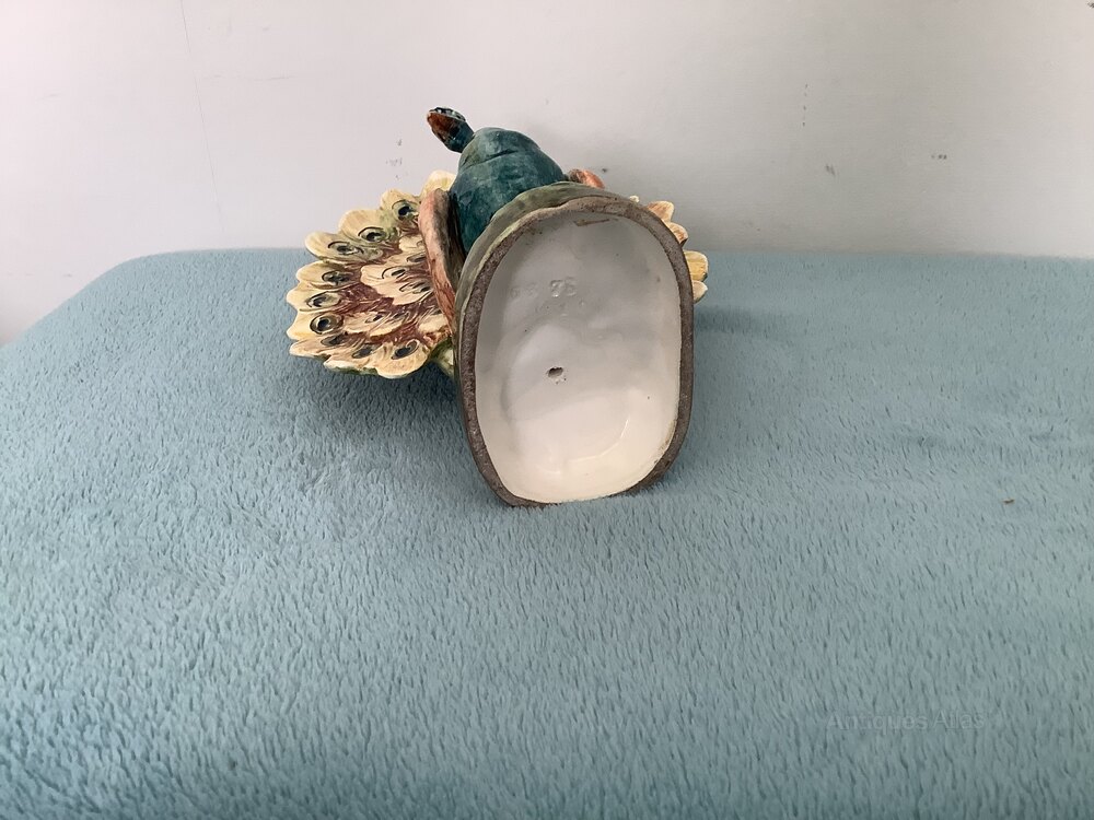 Antiques Atlas - Victorian Majolica Peacock Spill Vase as377a685