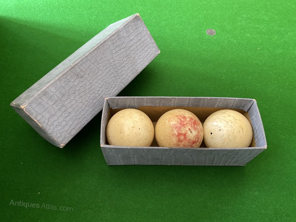 Antiques Atlas - Set Of 3 Antique Ivory Billiard Snooker Balls Box