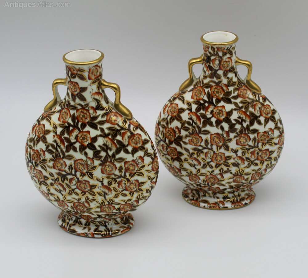 Antiques Atlas - Pair Of English Porcelain Moon Flasks, C1850, 19cm ...