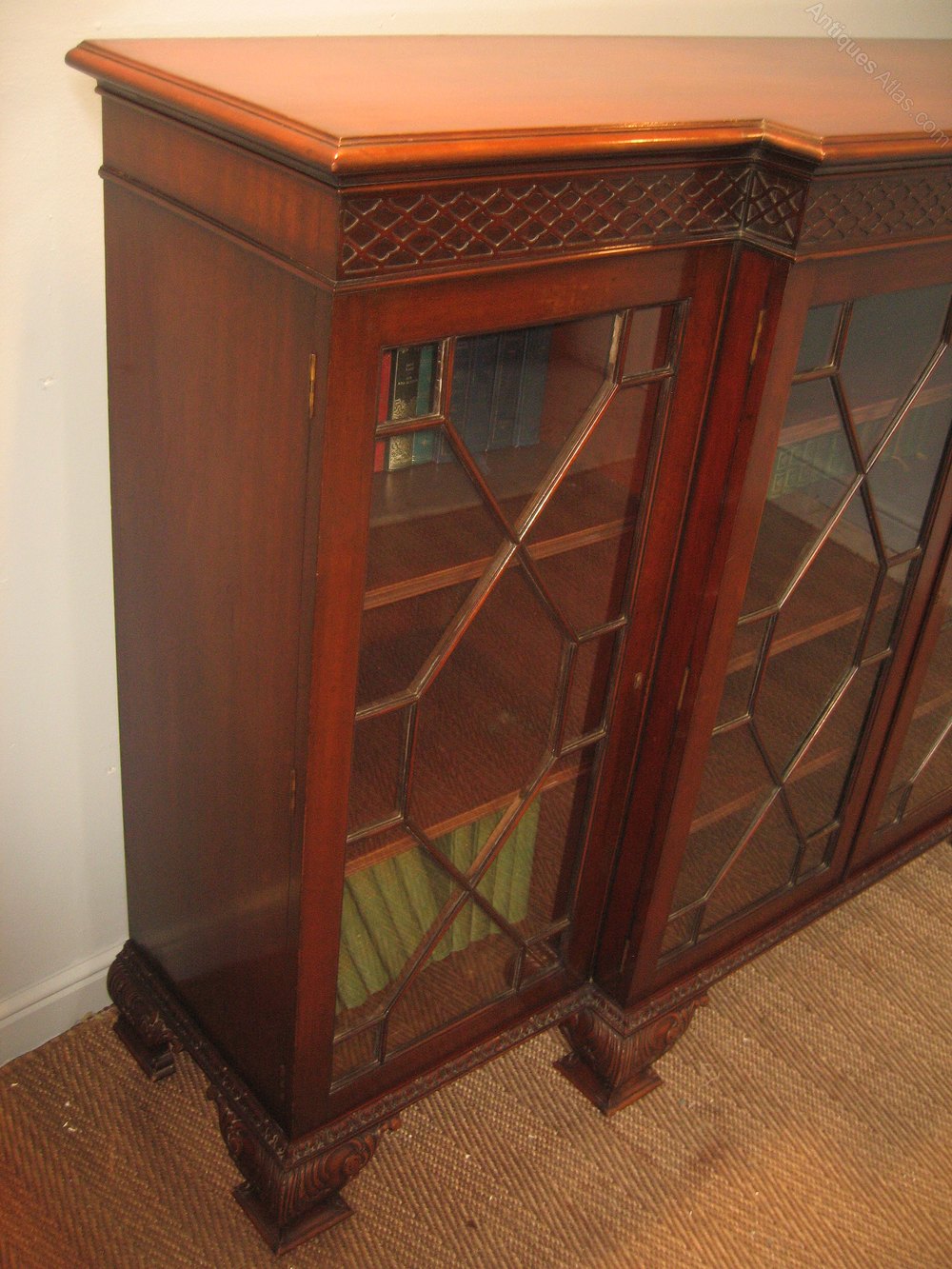 Chippendale Style Mahogany Bookcase - Antiques Atlas