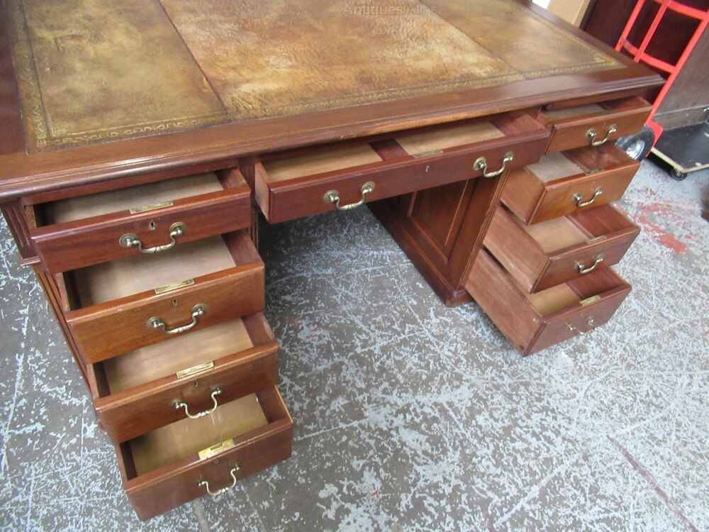 Large Mahogany Partners Desk as350a2595 - Antiques Atlas