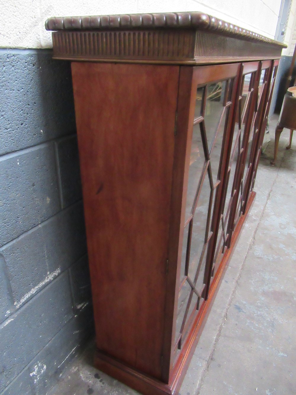 Large Mahogany Four Door Bookcase - Antiques Atlas