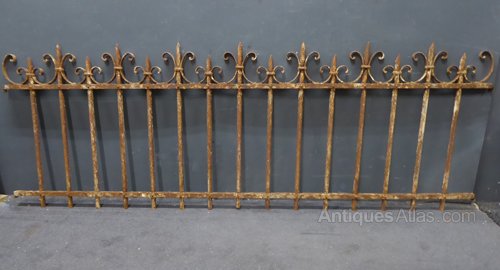 Antiques Atlas - Antique French Wrought Iron Railings as109a3661 / 7629C