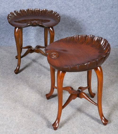 Scallop Shaped Stool as243a1333 / 20985 - Antiques Atlas