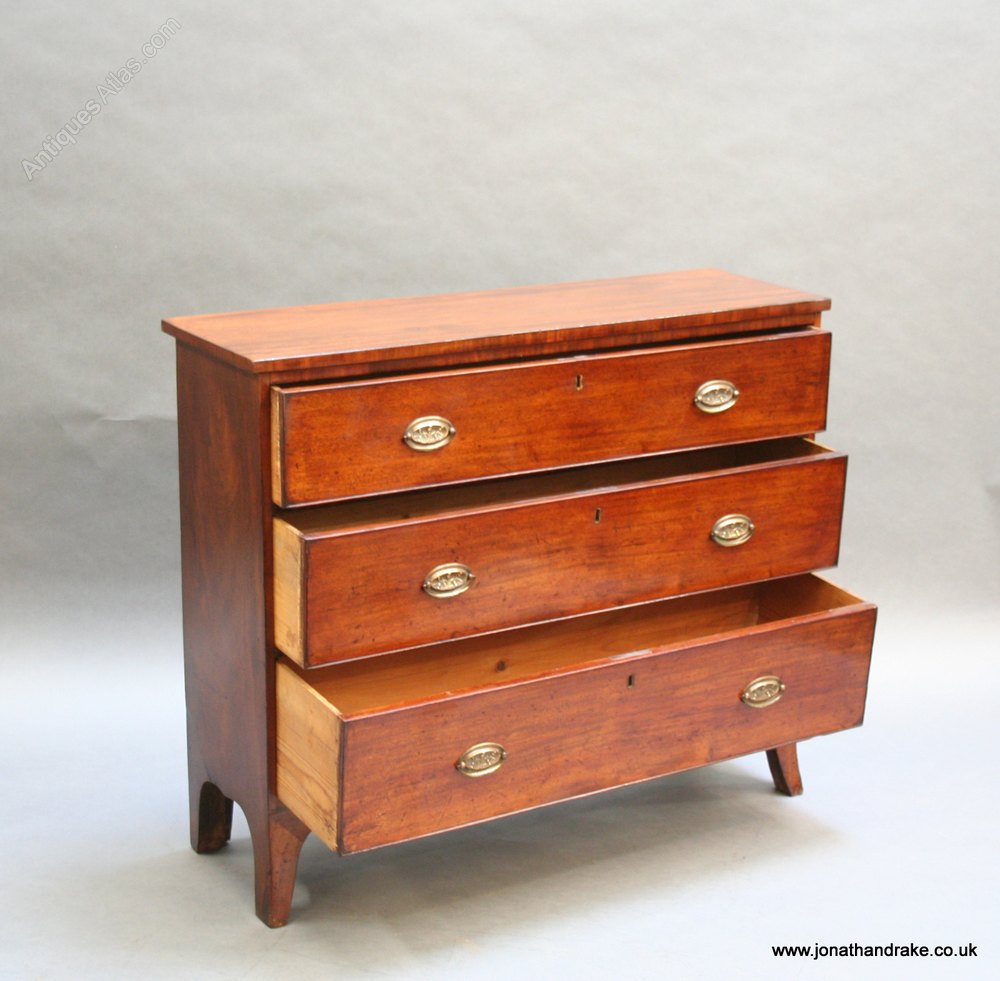 C19th Mahogany Hall Chest as778a309 - Antiques Atlas