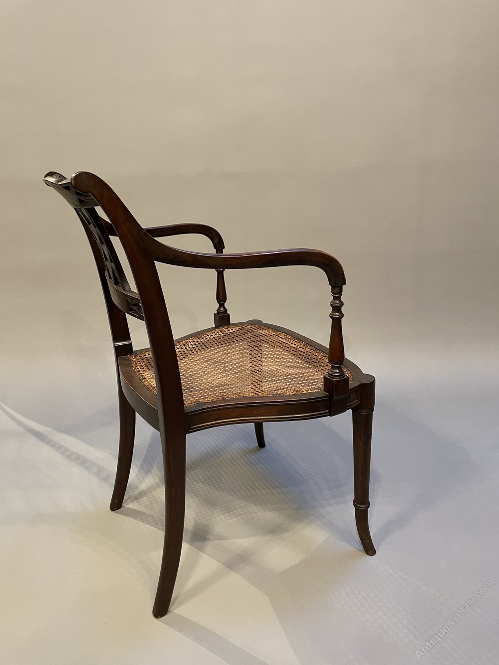 Sheraton Design Elbow Chair - Antiques Atlas