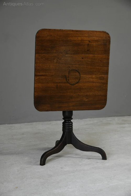 Antique Oak Occasional Table. - Antiques Atlas