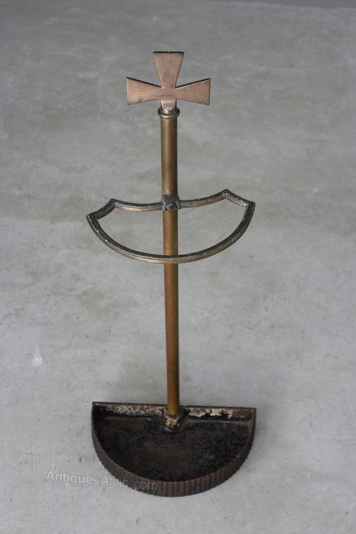 Brass Ecclesiastical Stick Stand - Antiques Atlas