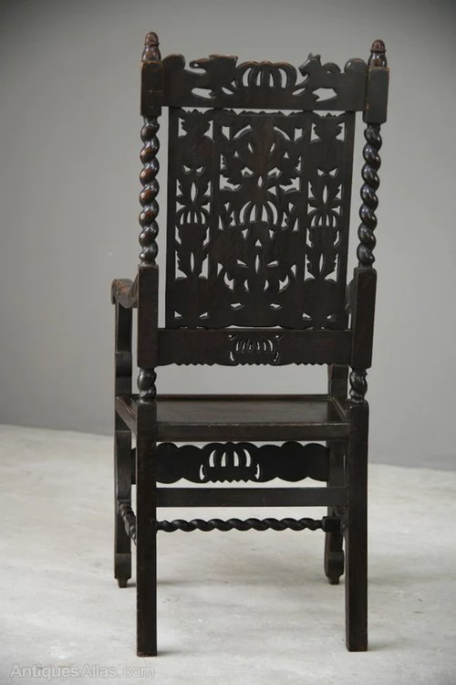 CAROLEAN STYLE OAK CHAIR - Antiques Atlas