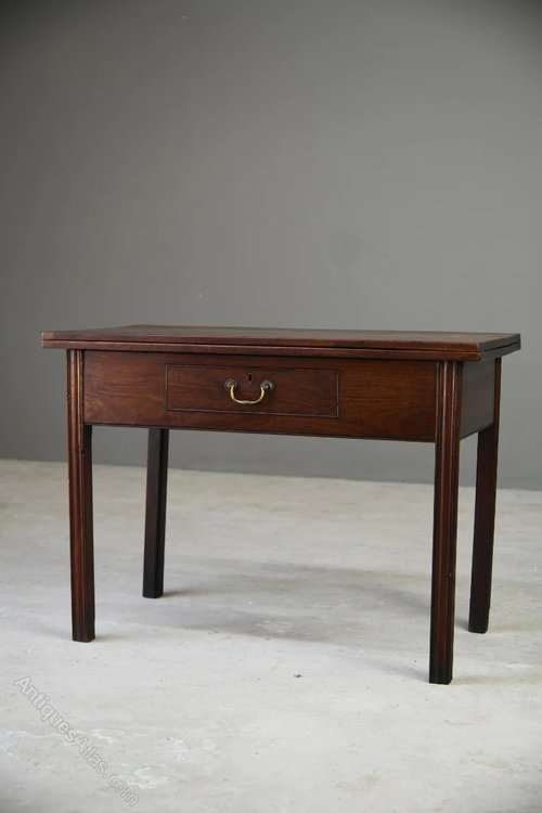 Georgian Mahogany Table. - Antiques Atlas