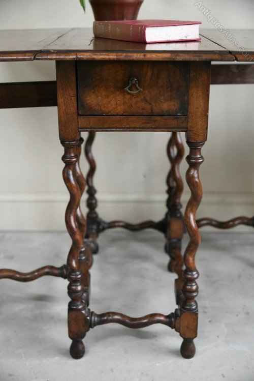 QUEEN ANNE STYLE DROP LEAF TABLE - Antiques Atlas