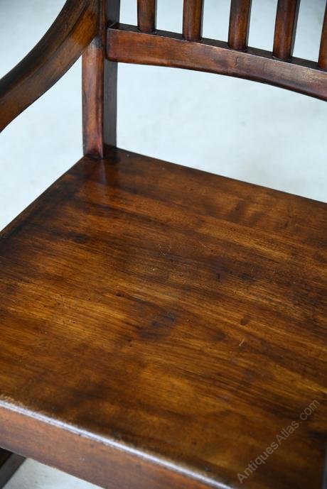 Victorian Mahogany Rocking Chair - Antiques Atlas