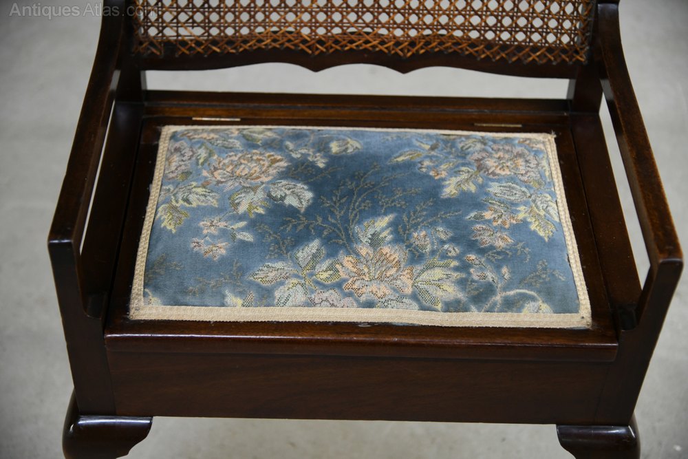 Antiques Atlas - Vintage Bergere Stool