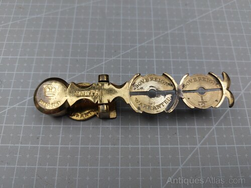 Antiques Atlas - Antique Vintage Smith Brass Sovereign Scale ac001a506