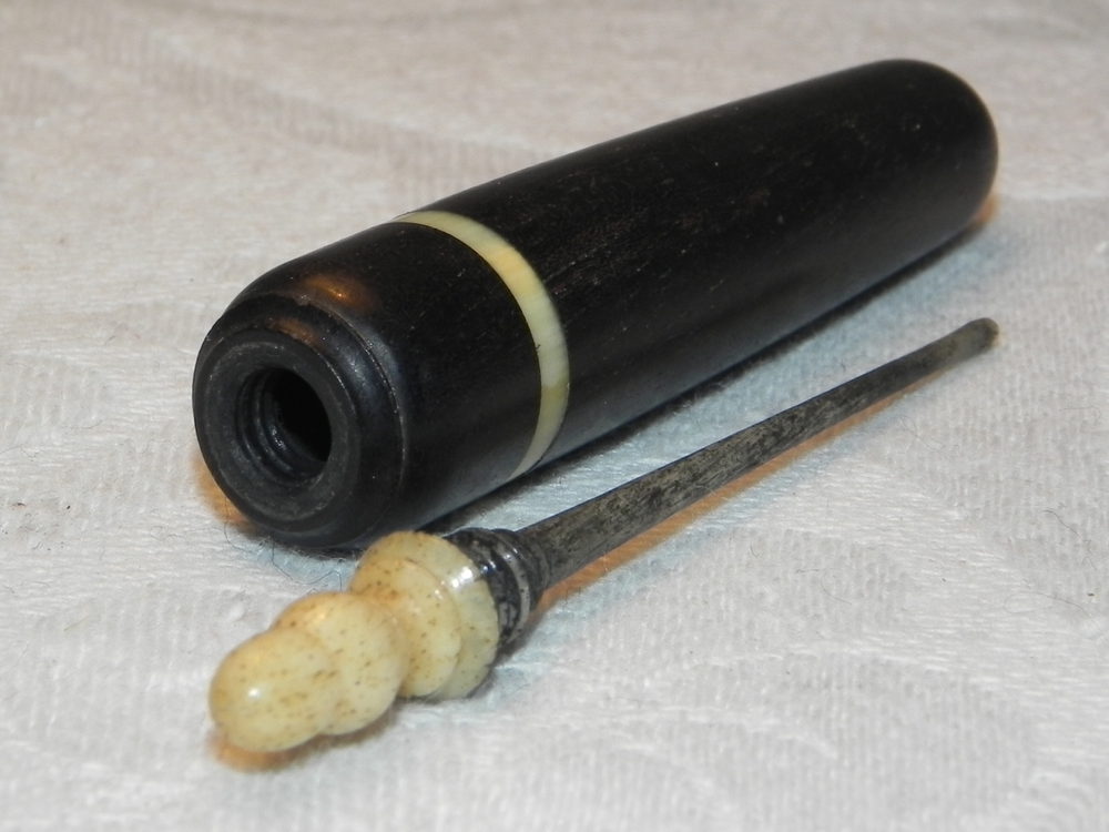 Antiques Atlas - Rare Antique Ebony & Ivory Kohl Pot