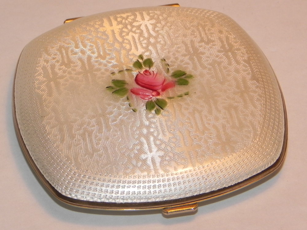 Antiques Atlas - Vintage Fine Enamel Powder Compact Duo ELGIN as144a455 ...