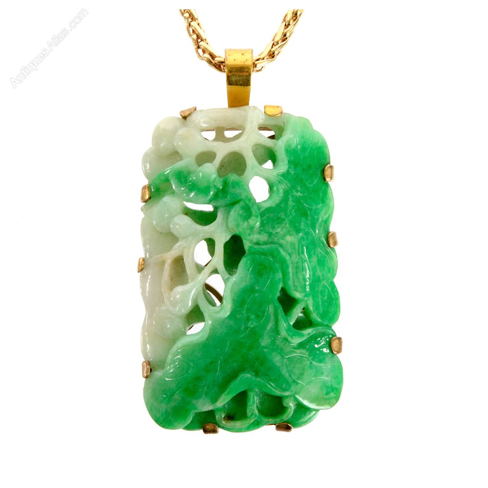 Antiques Atlas - An Impressive Vintage Jadeite Pendant