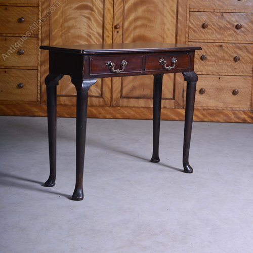 Georgian Mahogany Side Table - Antiques Atlas