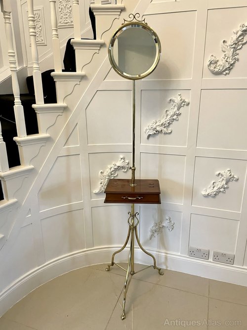 Antiques Atlas - Antique Mahogany Adjustable Mirror On Stand