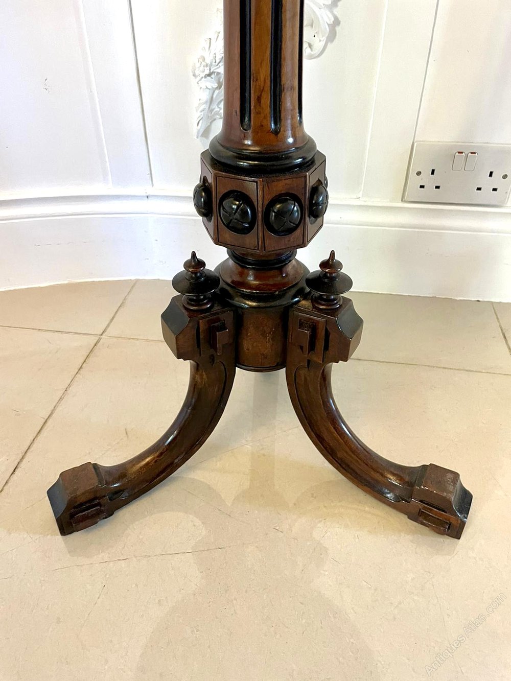 Antique Victorian Burr Walnut Inlaid Lamp Table - Antiques Atlas