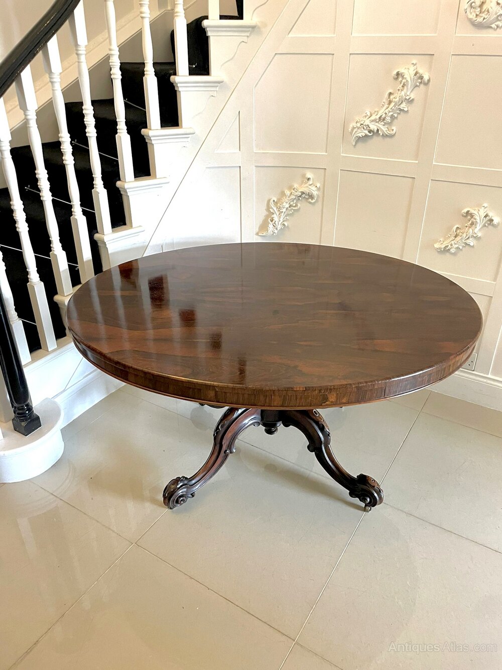 Antique Victorian Oval Rosewood Dining Table - Antiques Atlas