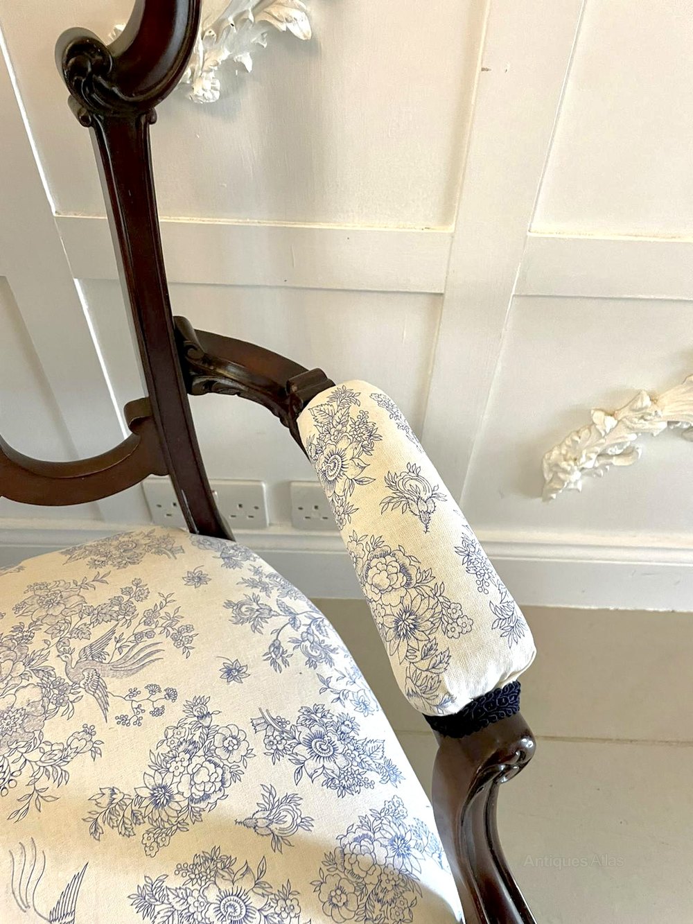 Antique Victorian Quality Carved Mahogany Settee - Antiques Atlas