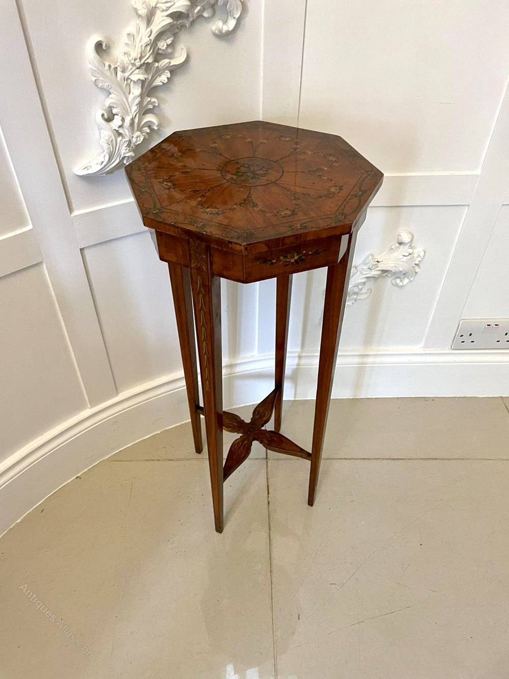 Antique Victorian Satinwood Hand Painted Lamp Table - Antiques Atlas