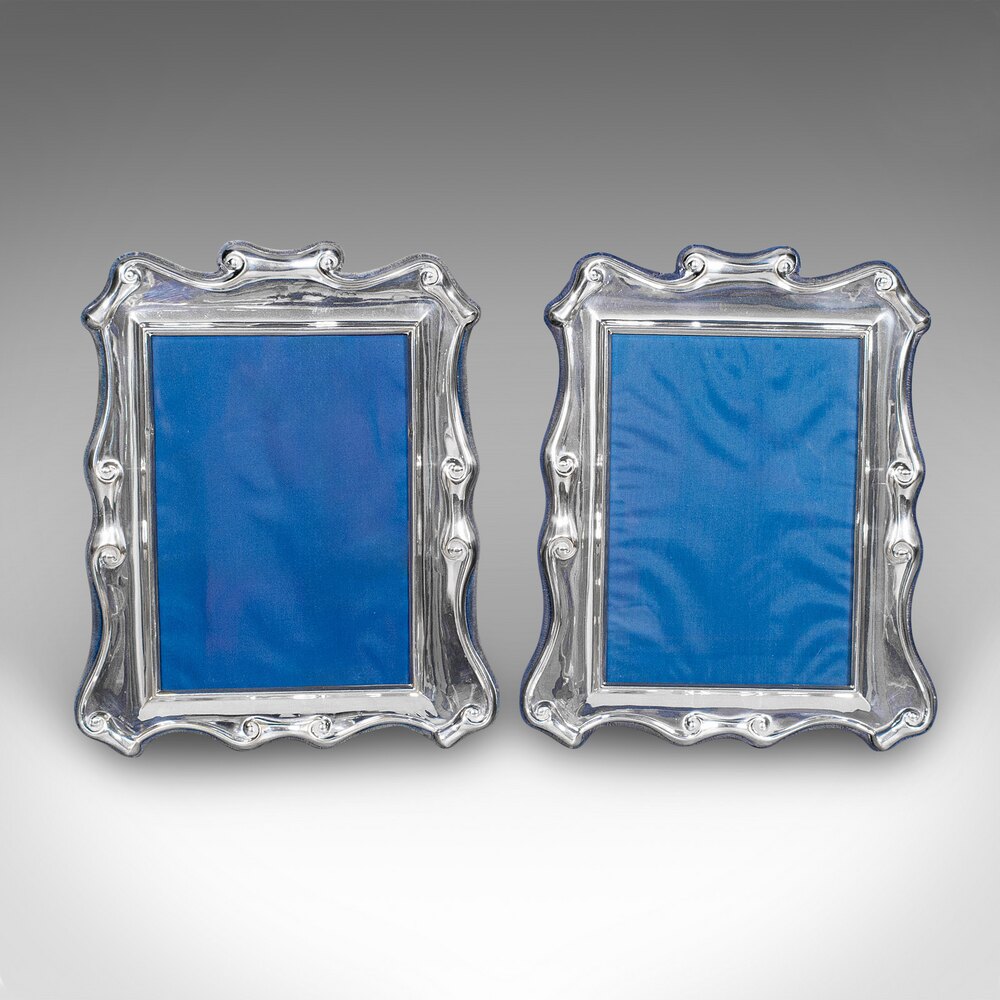 Antiques Atlas - Pair Of Vintage Portrait Picture Frames, English ...