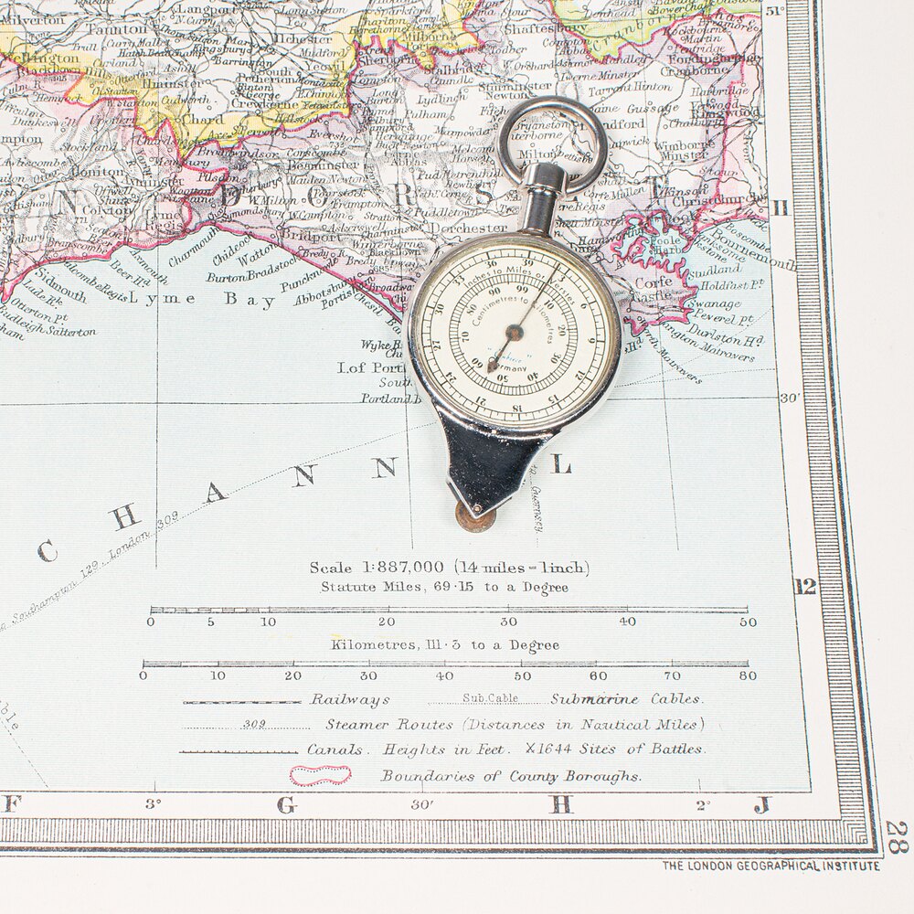 Antiques Atlas - Vintage 2-in-1 Pendant Map Measure, German as272a8111 ...