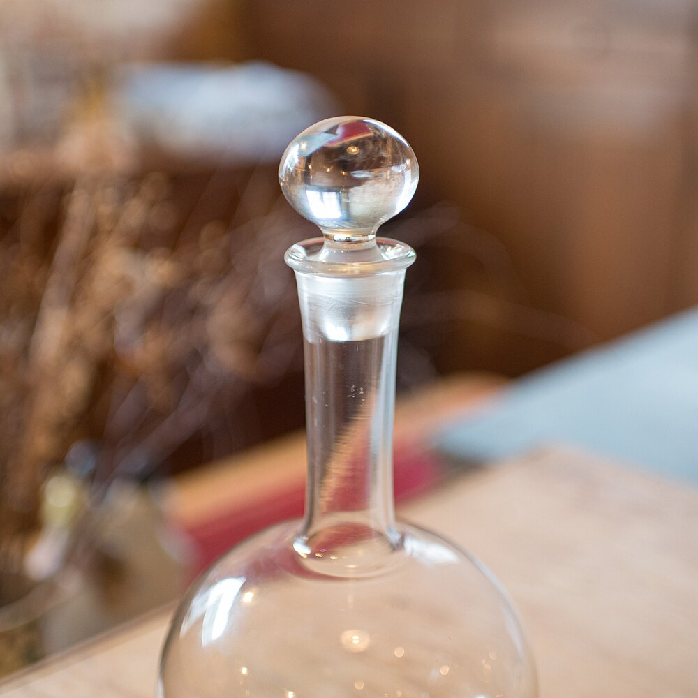 Antiques Atlas - Vintage Medium Body Wine Decanter, English, Glass ...