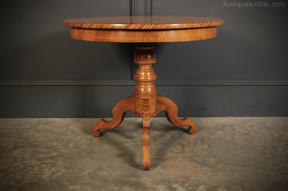 Inlaid Walnut Sorrento Table - Antiques Atlas