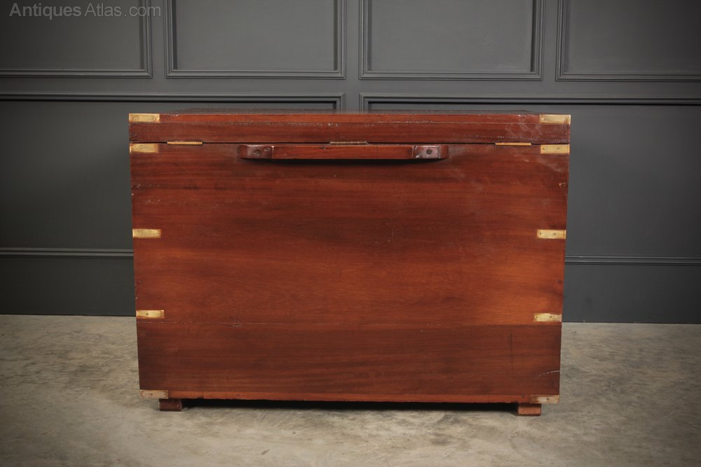 Large Military Style Mahogany Trunk as287a5000 / NEE210219H - Antiques ...