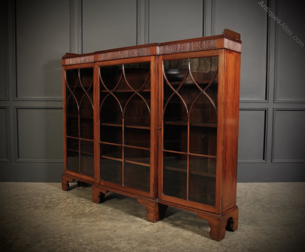 Regency Mahogany Glazed Dwarf Bookcase - Antiques Atlas